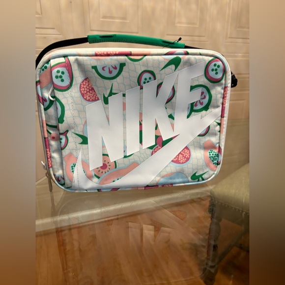 Nike | Other | Brand New Nike Insulated Hard Shell Lunch Box Sail Green ...